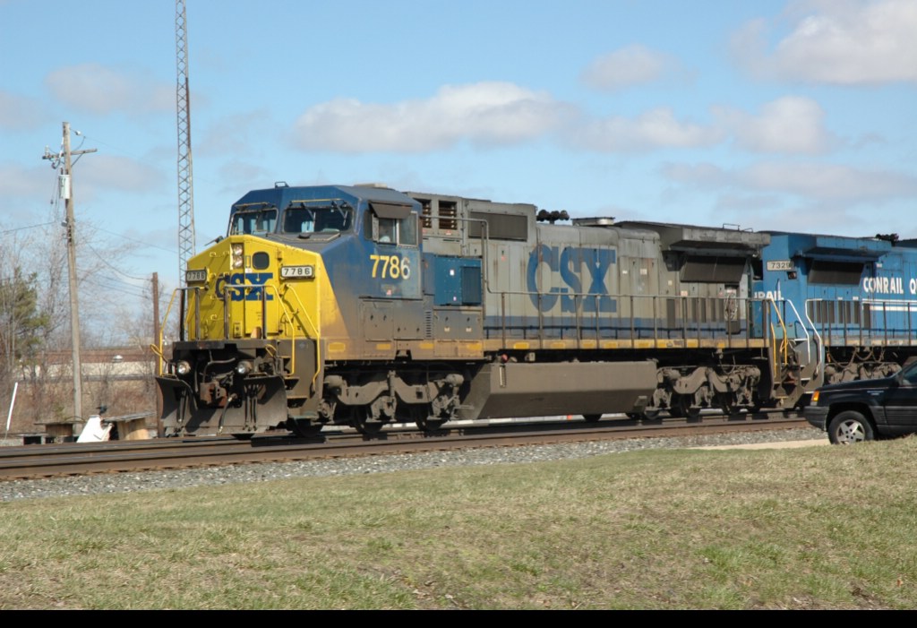 CSX 7786,West on CSX
